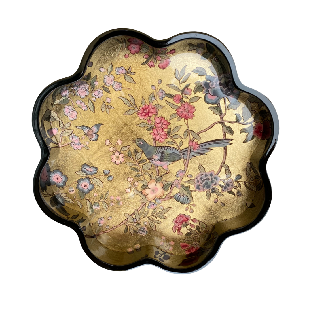 Lacquered Tray - Flower Sahpe – RIS Store KSA